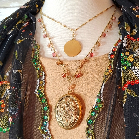 Express | Jewelry | Express Vintagestyle Double Strand Locket Necklace ...